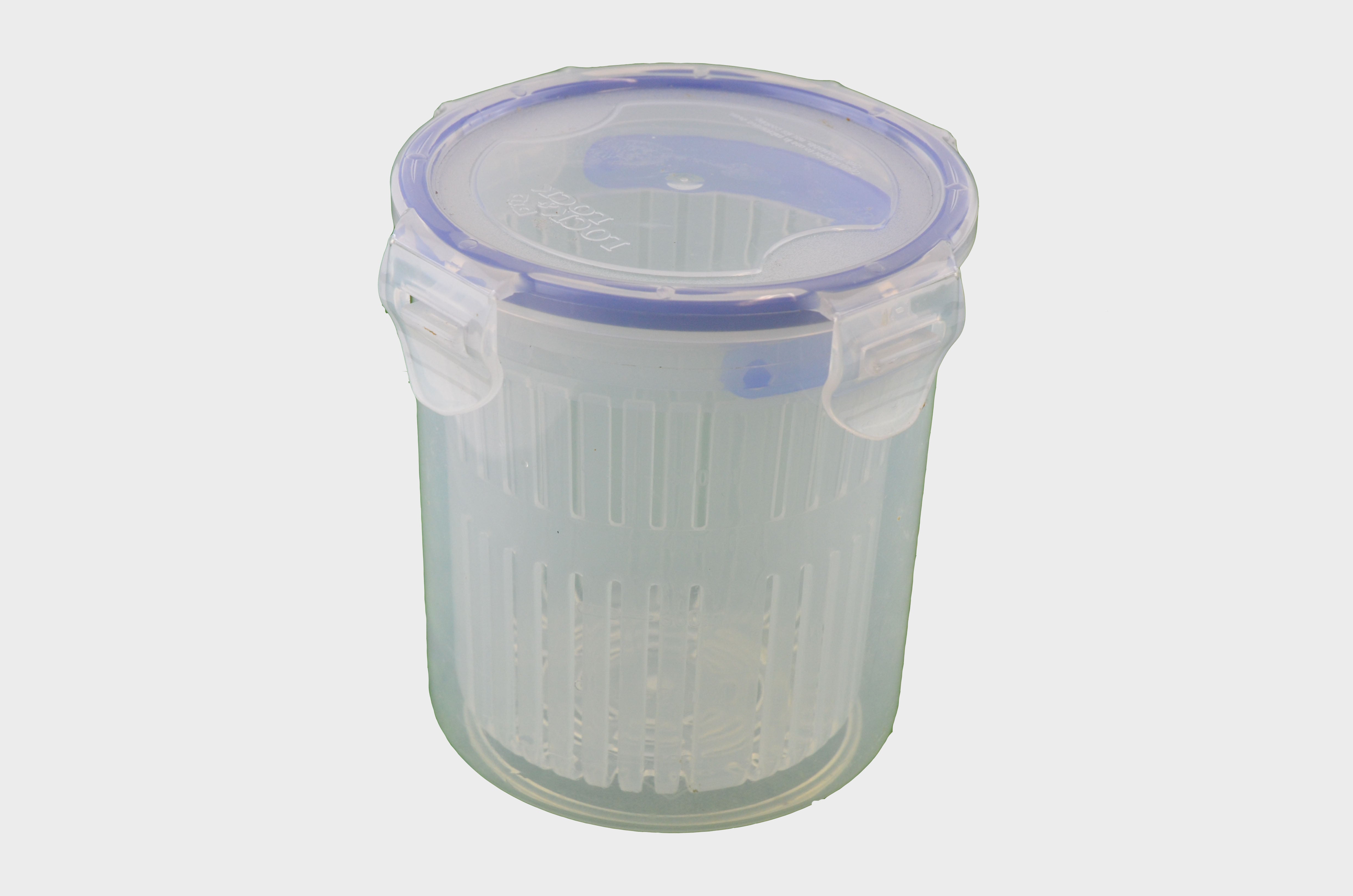 Alcohol wash shaker with strainer and filter – The Urban Beehive