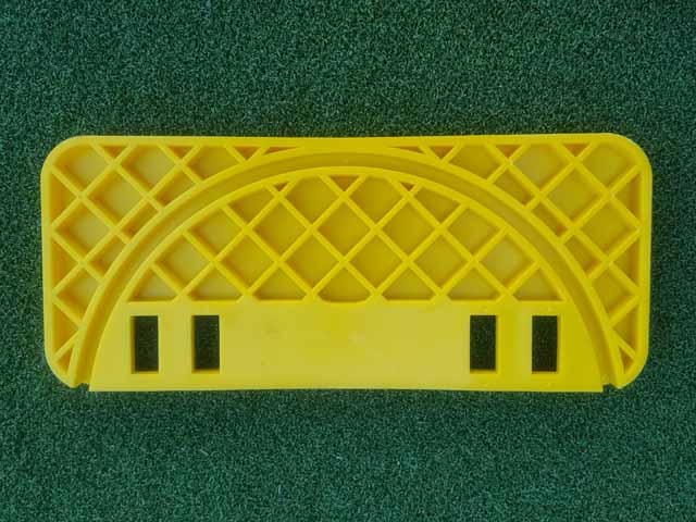 Bucket Uncapping Rest – The Urban Beehive